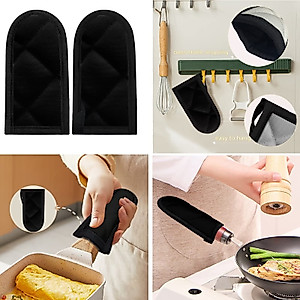 DISNIMO Christmas Westie Oven Mitts and Pot Holders Sets,Kitchen Oven Glove Heat Resistant Hot Handle Covers, Cast Iron Skillet Handle Covers, Pot Pan Handle Covers for Baking, Cooking, BBQ