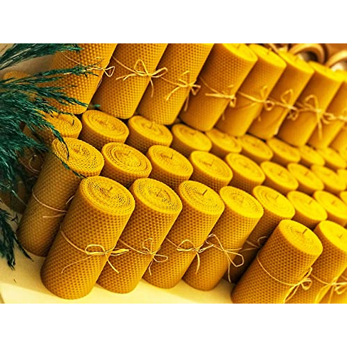 Mia Candles | Beeswax Pillar Candle 3"x 6" | Unscented Candles, Handmade, All Natural, 0 Pure Beeswax Candles for Home | No Chemicals, No Additives, No Petroleum | Home Decoration | Relaxing
