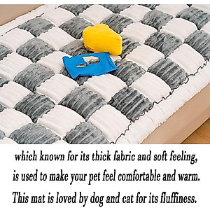 INFLAG Cream-Coloured Large Plaid Square Pet Mat Bed Couch Cover, Funny Fuzzy Couch Cover, Garden Cotton Protective Couch Cover Adapt for Dog Bed Covers (Grey,19.6 * 19.6 in)