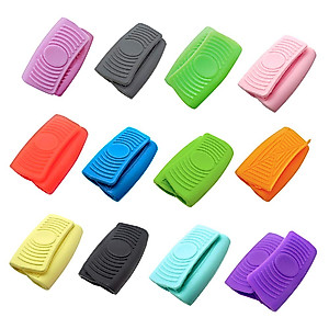 2 Pairs Silicone Assist Handle Holder Grip，Heat Resistant Scald-Proof Insulated Sleeves Cover Tools for Hot Frying Pans, Griddles, Skillets, Oven Trays (Model-1)