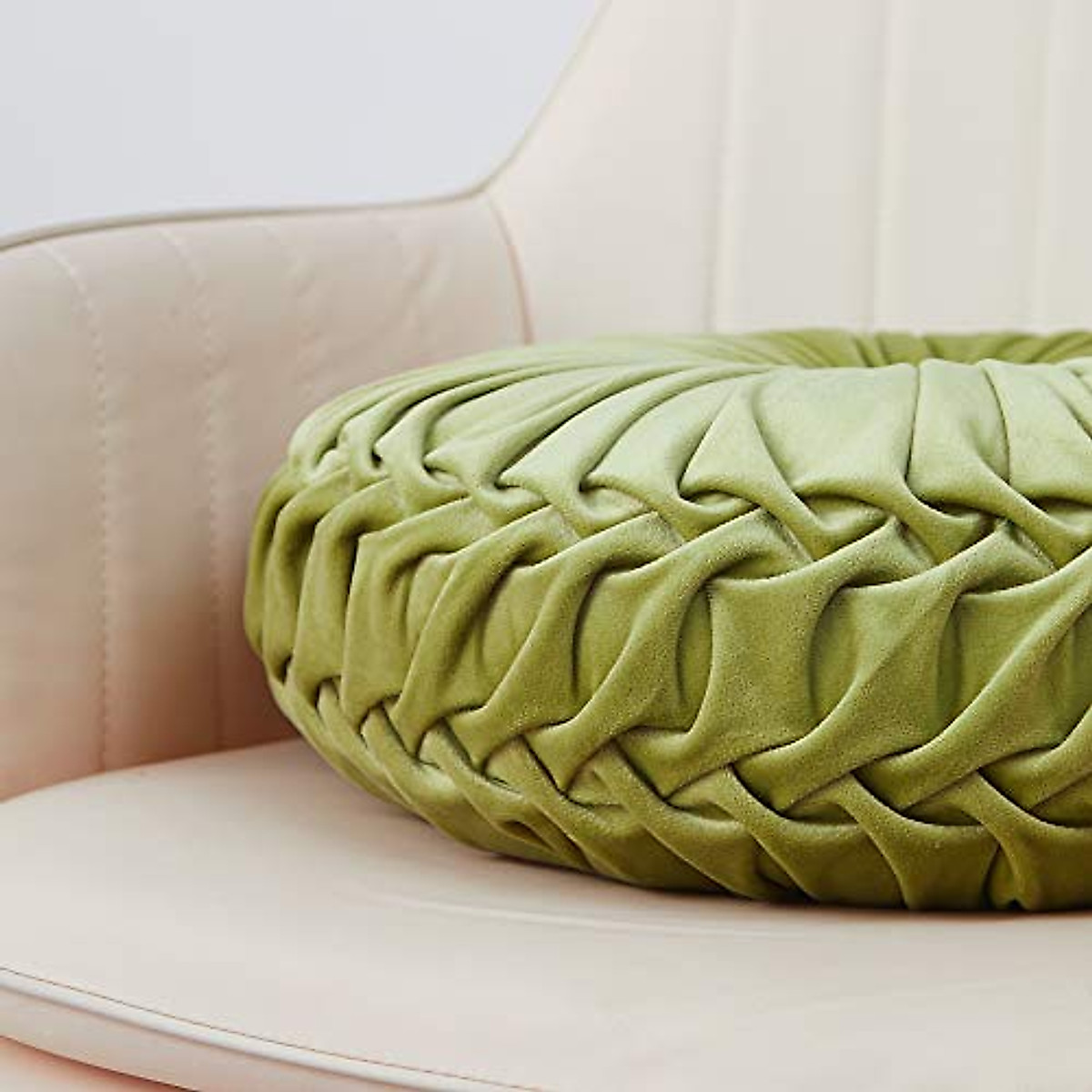 Cassiel Home Velvet Round Throw Pillow Green Summer Pleated Plush Pillow on Couch Pintuck Decorative Floor Cushion for Living Room Bedroom 14.5 inches