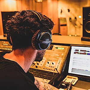 beyerdynamic DT 770 Pro Studio Headphones - Over-Ear, Closed-Back, Professional Design for Recording and Monitoring (80 Ohm, Grey)