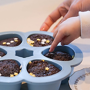 Beaba Multiportions Silicone Baby Food Freezer Tray w/ Clip On Lid, Baby Food Storage Container Ice Cube Tray Maker for Homemade Baby Food, Rain, 3 oz