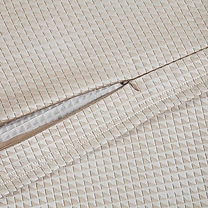 HiEnd Accents Sydney 3 Piece Super King Duvet Cover Set, Champagne Metallic Gold Jacquard Woven Fabric Bedding Set, Modern Contemporary Bed Set, 1 Comforter Cover and 2 Pillowcases