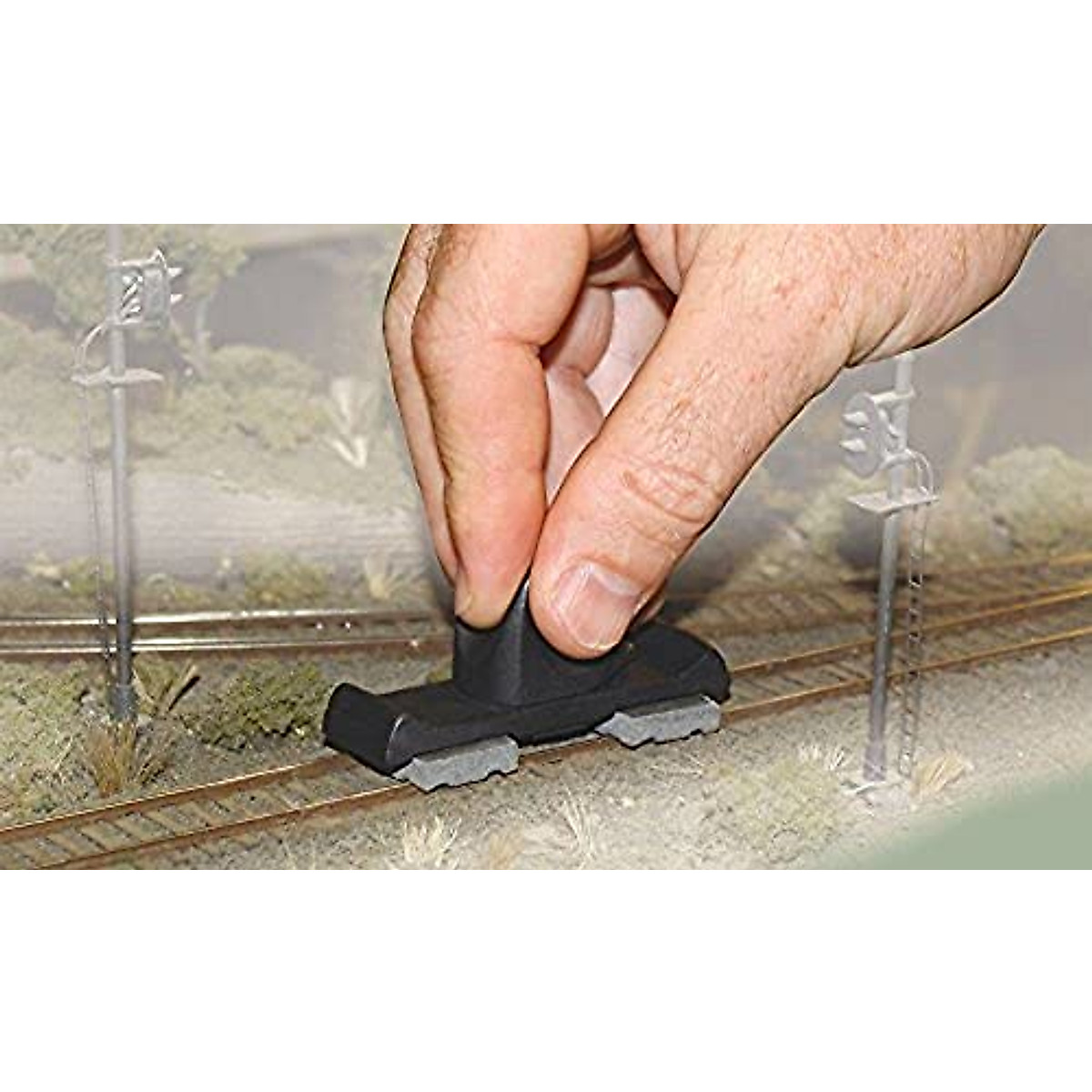 Woodland Scenics TT4550 Tidy Track Rail Tracker Cleaning Kit WOOU4550