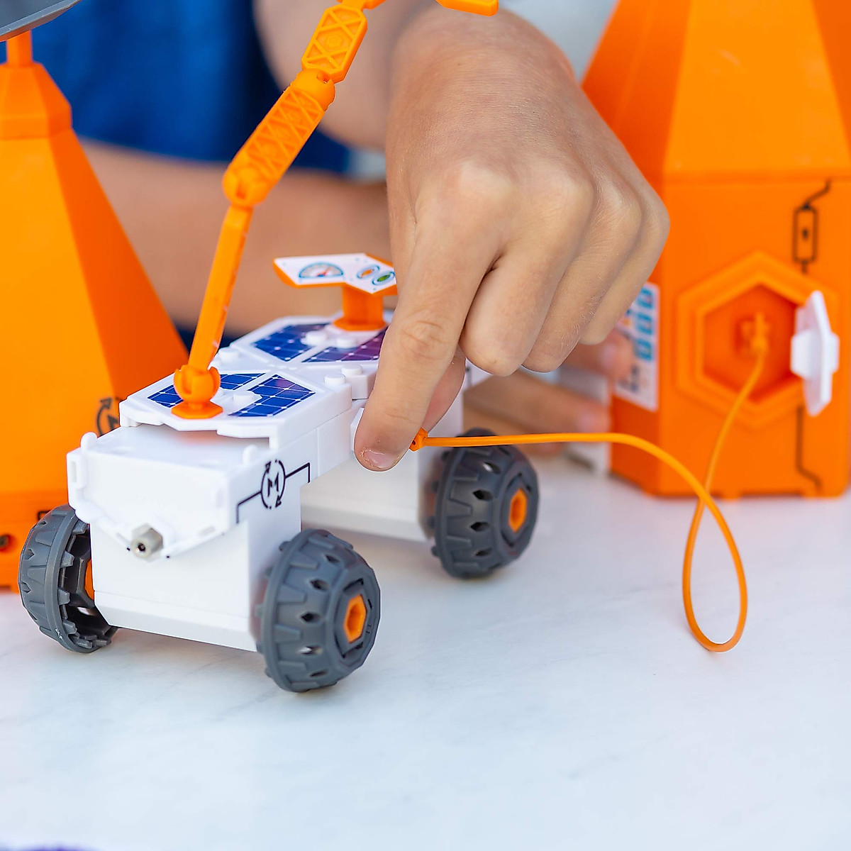 Educational Insights Circuit Explorer Rover Circuit for Kids, Space Toy, Building Set, STEM Toy, Gift for Boys & Girls, Ages 6+