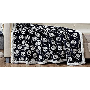 Skull & Bones by Décor&More Black Sherpa Throw - 50" X 60"