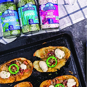 Litehouse Freeze Dried Red Onion - Fresh Red Onion Substitute, Gluten Free, Vegetarian, Keto, Non-GMO, No Refrigeration Required, Seasonings for Cooking - 0.60 Oz