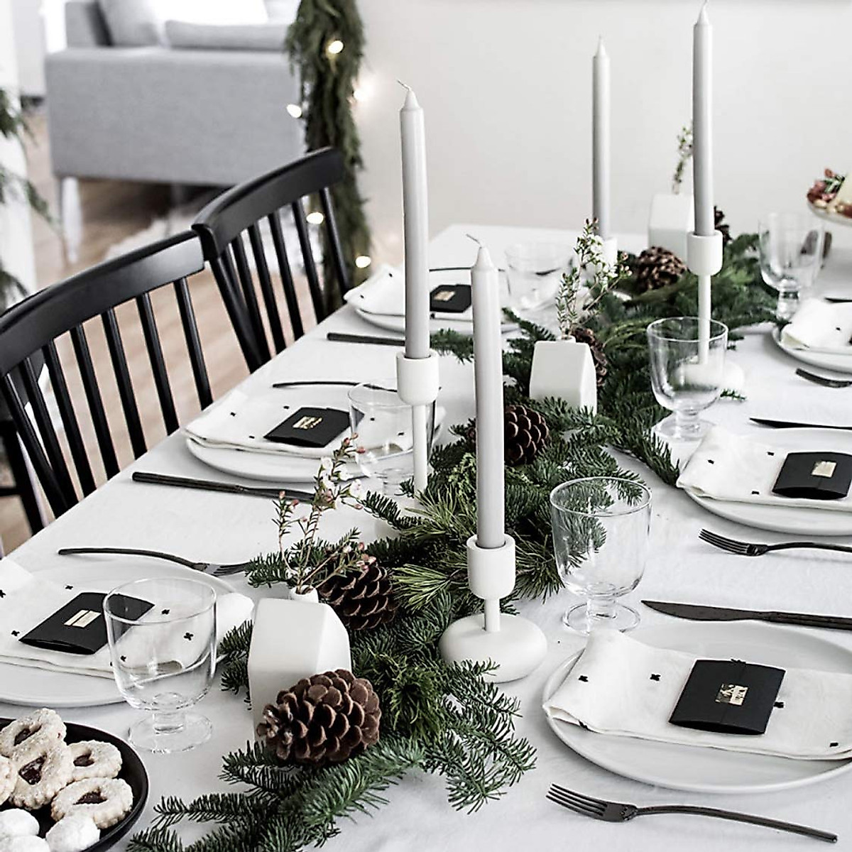 Meiliy 35pcs Artificial Greenery Xmas Pine Picks Pine Leaves Pine Twigs for Crafts Indoor and Outdoor Christmas Holiday Home Garden Decor