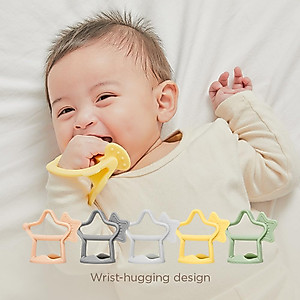 MOYUUM Star Teether - 100% Silicone, Wearable Type, Baby Chew Toy, Baby Gift for Newborn, Roly Poly Toy, Silicone Teething Toys for Infant and Toddler, Bracelet Type, Pack of 1 (Cool Gray)