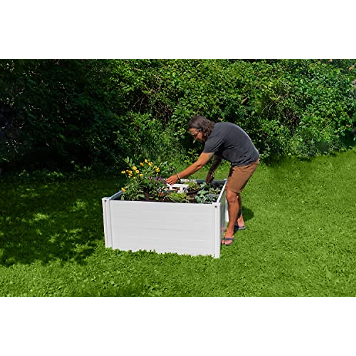 Vita Classic 4 Foot x 4 Foot x 22 inch Keyhole Garden Bed with Composting Basket, White, PVC, BPA and Pthalate Free, VT17101