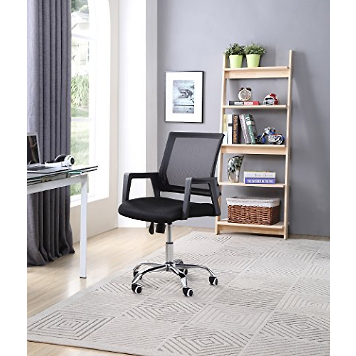 Hodedah Import HI-4025 Black Mesh Office Chair