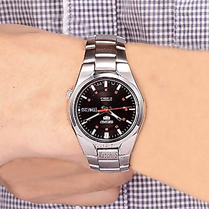 Seiko Men's 5' Japanese Automatic Stainless Steel Casual Watch, Color: Black dial (Model: SNK617)
