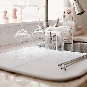 Full Circle Supermatural Dish Kitchen Sink Accessories, Recycled Microfiber Dish Mat, Gray