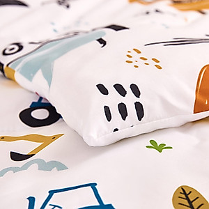 PERFEMET 4 Piece Boys Twin Bedding Sets Car Printed on White Kids Comforter Set for Boys Reversible Cartoon Tractors Bed in A Bag Comforter Set with Sheets (Car Pattern, Twin)