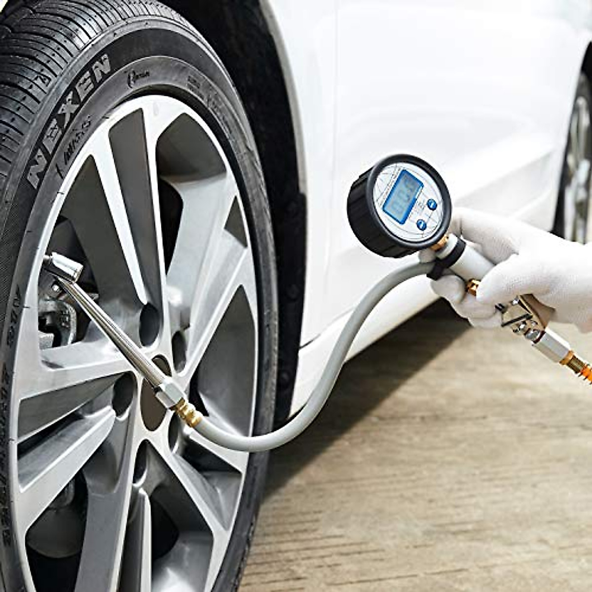 Amazon Basics Tire Inflator with Digital Gauge, 200 Max PSI