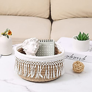 YIZUNNU Round Macrame Organizer Basket Boho Small Storage Baskets with Tassel Woven Rope Baskets Bins for Car keys Wallets Card Holders