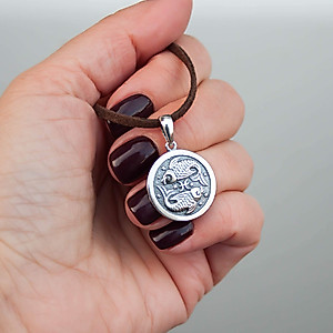 Pisces Zodiac Sign Pendant Necklace 925 Sterling Silver Horoscope Medallion Coin Choker Charm Constellation Astrology Jewelry for Women Men (Pisces (Feb 19 - Mar 20))