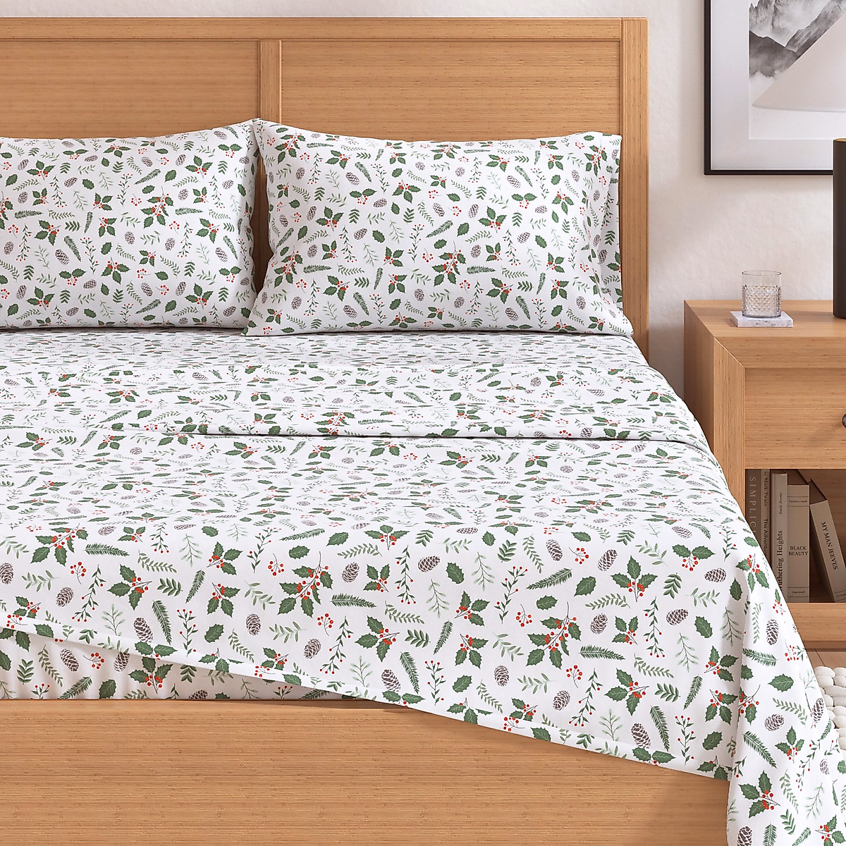 Great Bay Home Flannel Sheet Set King Size - 100% Turkish Cotton, Double-Brushed, Printed Bed Sheets - Ultra-Soft, Cozy, 4-Piece Bedding Set (Little Holly)