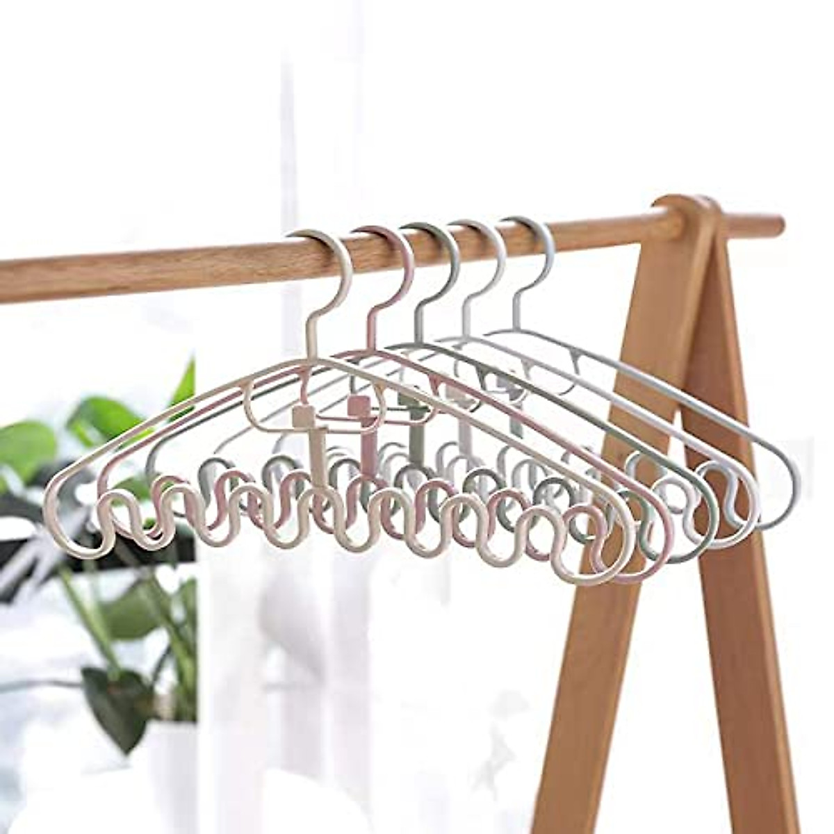 Wave Pattern Stackable Hangers 8 Slots, 5/10pcs Multifunctional Magic Wave Pattern Plastic Hangers, Smart Closet Organizer Hangers Space Saver for Tank Top Bra Hangers in Bulk (5,White)
