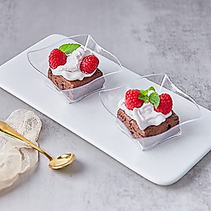 Qeirudu 50 Pack 5 oz Mini Dessert Cups with Spoons - Appetizer Plates Small Disposable Fruit Salad Serving Cup for Appetizers, Ice cream, Trifle