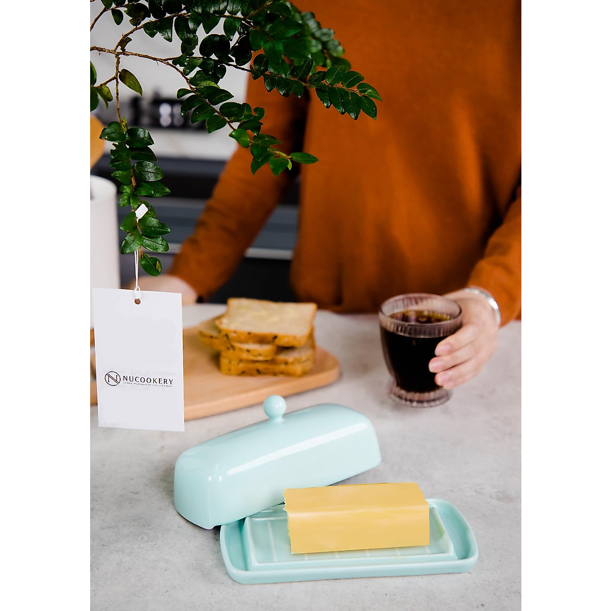 Nucookery Ceramic Butter Dish with Lid | Raised Legs and Non-Slip Strip Design | Porcelain Health | Dishwasher Safe, Lake Blue