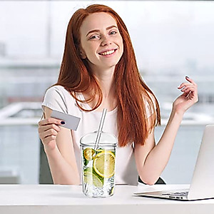 UPKOCH 2 Pcs Glass Cups with Lids and Straws Coffee Tumblers Heat Resistant Milk Cup Clear Drinking Glasses for Bubble Tea Smoothie Coke Soda Home Office Bar