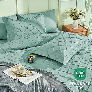 HYMOKEGE Duvet Cover Queen Size, Boho Tufted Queen Duvet Cover 3 Pieces, Soft & Lightweight Shabby Chic, Embroidery Bedding for All Seasons, 1 Duvet Cover 90" × 90" & 2 Pillow Shams, Sage Green