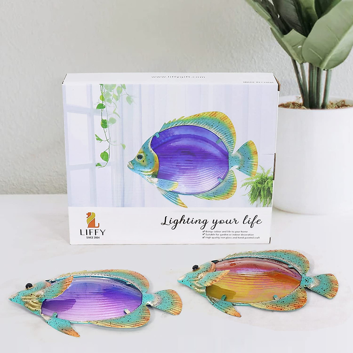 LIFFY Metal Fish Wall Decor 2Pack Handmade Glass & Metal Fish Wall Art for Living Room Bedroom Bathroom Pool Pretty Gift Idea Make Your Home Unique