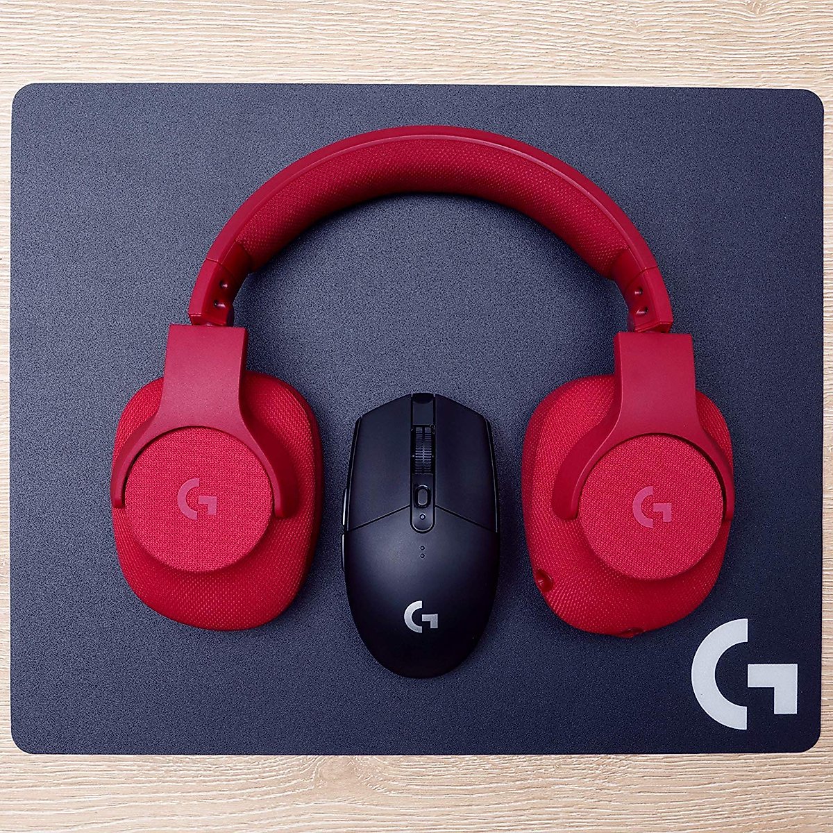 Logitech G305 Lightspeed Wireless Gaming Mouse, HERO Sensor, 12,000 DPI, Lightweight, 6 Programmable Buttons, 250h Battery Life, On-Board Memory, Compatible with PC/Mac - White (Renewed)