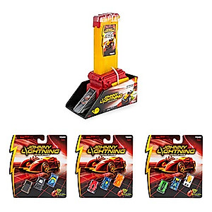 TOMY Johnny Lightning Micro Strike Launcher, Super Fast Car Toy Bundle, Multicolor, 4 Years and Up