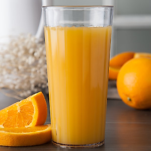 Carlisle FoodService Products Bistro Tumbler Plastic Tumbler for Restaurants, Catering, Kitchens, Plastic, 32 Ounces, Clear