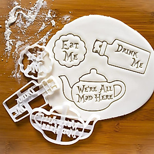Eat Me Cake Alice In Wonderland Crazy Teapot Drink Me Treat Dessert Quotes Mad Cutter Cookie 2024 Cookie Molds With Good Wishes (Color : 3pcs)