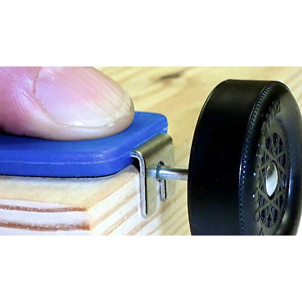 Pinewood Pro Pine Derby Car Kit with PRO Graphite - Painted, Weighted and Ready to Race - Blue Marlin
