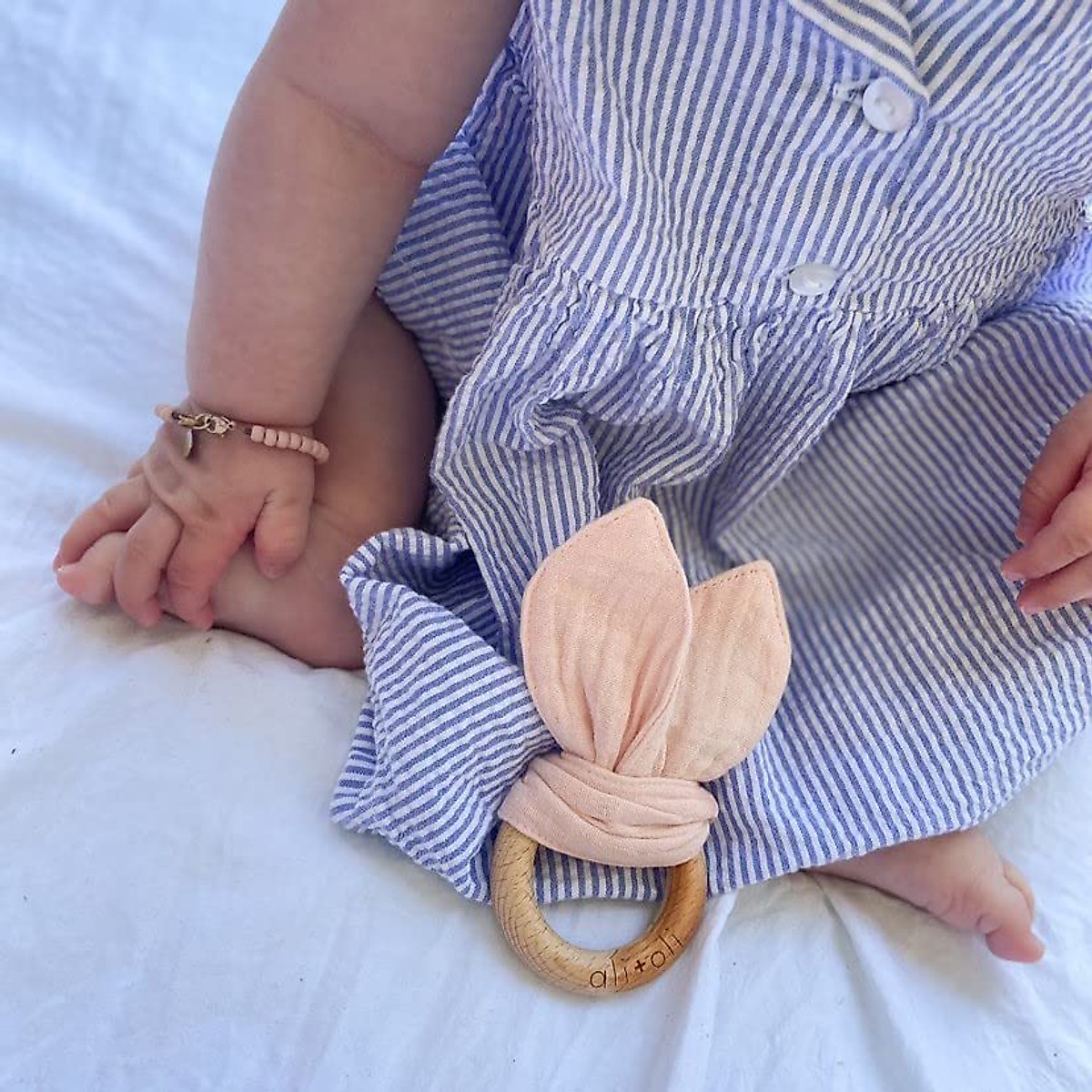 Ali+Oli Crinkle Bunny Ears Wooden Teethers for Babies (Pink) Bunny Ear Teething Ring, Wooden Toys for Babies, Gender Neutral Baby Gift, Teething Toys for Babies, Newborn Animal Teether Toys