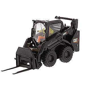 1:50 Caterpillar 242D3 Skid Steer Loader with Special Black Paint - Diecast Masters - High Line Series - 85676BK