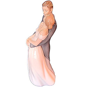 Nao figurine by Lladro 02001713 Unforgettable day 1713- Beautiful porcelain statue -Bride with a long dress and Groom, Kissing Couple, Nice, Elegant, Romantic ,Wedding gift collectibles new