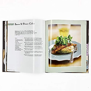 The Complete Irish Pub Cookbook: Traditional Easy and Simple Recipies for Beginners to Experts for Saint Patricks Day, Christmas, Family Get-Togethers and More