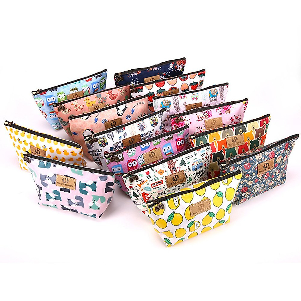 FRCOLOR Toiletry Bag, Multifunction Makeup Bag Purse Organizer Cartoon Cosmetic Pouch Waterproof Travel Cosmetic Case for Women Girls Teenagers (Happy Camping)