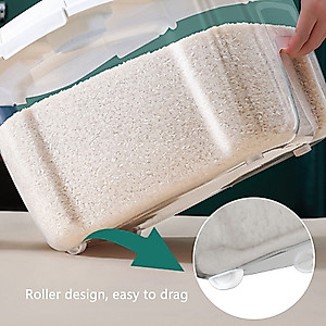 TOPINCN Airtight Rice Storage Container, Bulk Food Container Bin with Measuring Cup, for Rice Flour Cereal Pet Food Storage (5KG)