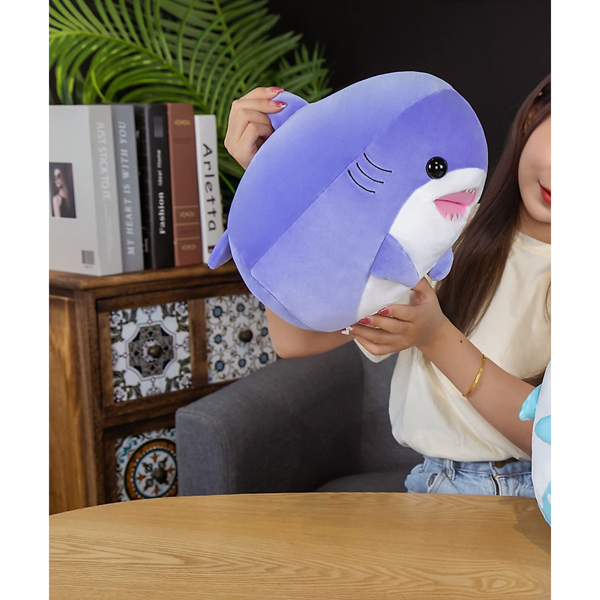 COSGOO 17 Inch Soft Purple Shark Plush Hugging Pillow Cute Shark Stuffed Animal Plushies Shark Doll Toy Kids Stuffed Animals Shark Plush Toys for Birthday, Valentine, Christmas or Daily¡­