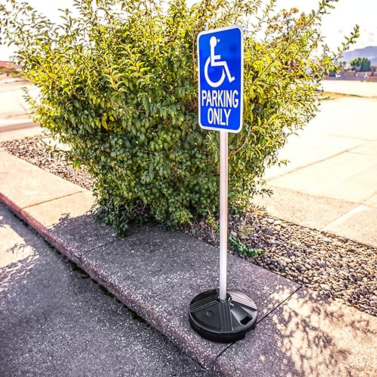 US Weight Sign Kit - Post, Scratch-Resistant Weighted Base, and Easy-to-Use Brackets for Signs (Signs Not Included)