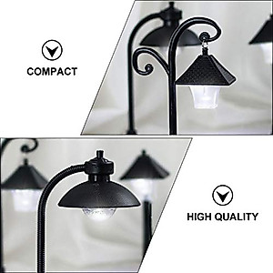 3pcs Model Street Post Lights Ornament Mini Dollhouse Solar Lamp Railway Train Lamp Miniature Village Pathway Lantern Post for Fairy Garden Plant Decoration Black
