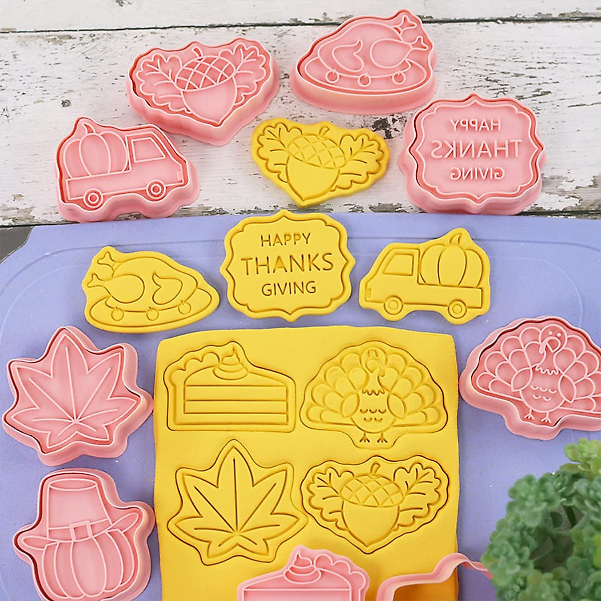 Pink PP Material Thanksgiving Day Cookie Cutters, 8 Pcs Theme Set Embossing Dies and Plunger Dies for Fondant Cookies Pastry Cheese Baking(Grateful)