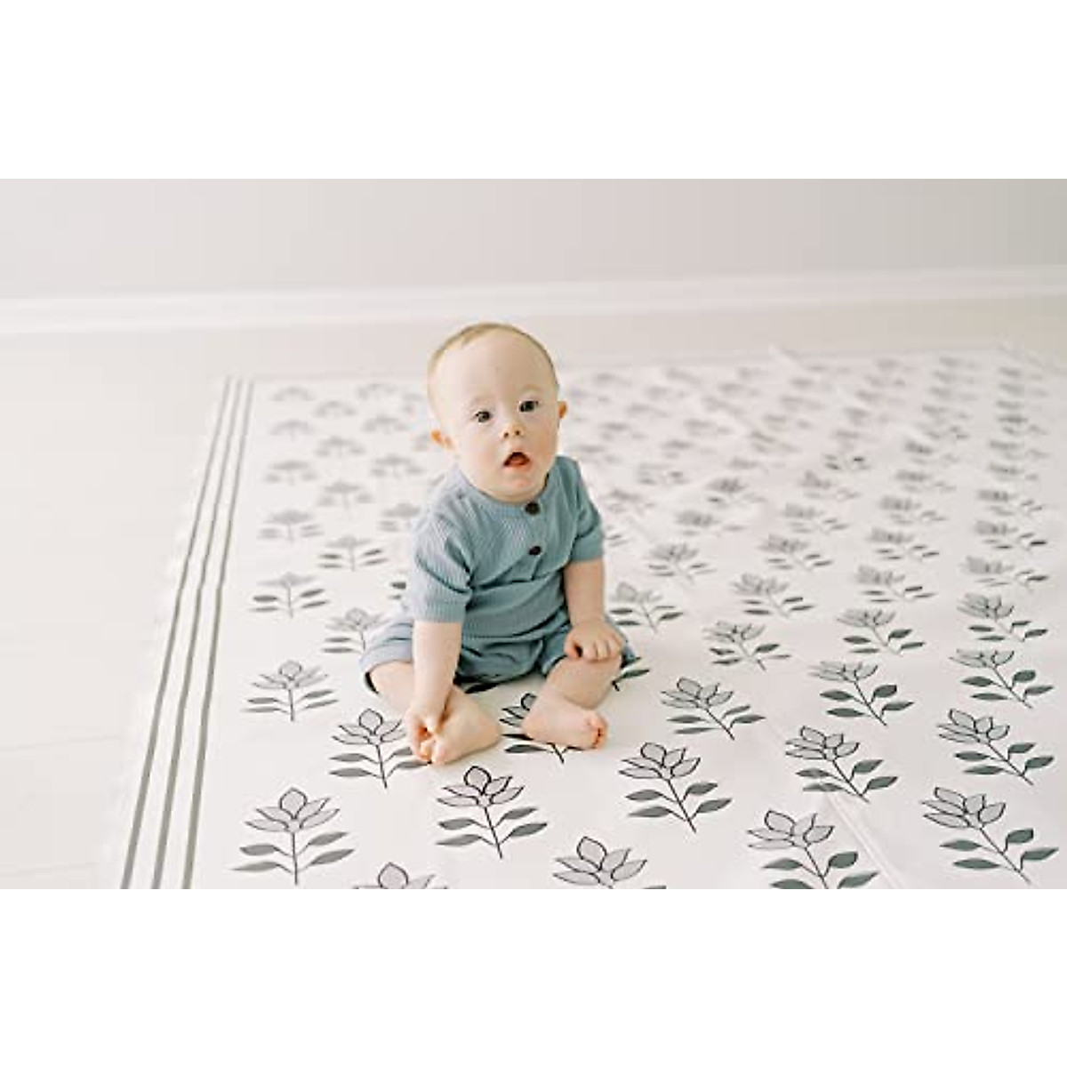 wander & roam Leather Play Mat | Non-Toxic | Waterproof and Sand Proof Beach Mat | Wipeable High Chair Floor Mat | Baby Floor Mat | Portable Picnic Mat (Petals Block Print Greige Large, 76x76)