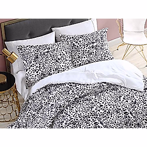 Betsey Johnson - King Duvet Cover Set, Reversible Bedding with Matching Shams, Modern Home Decor (Water Leopard White, King)