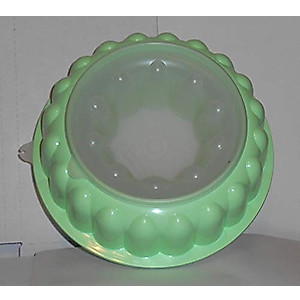 Vintage TUPPERWARE Jello Mold 1201-11 w Lid NICE