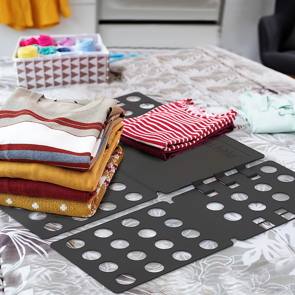 T Shirt Folding Board Shirts Clothes Folder Durable Plastic Laundry Boards,10.23*7.88*1.18 inches Black