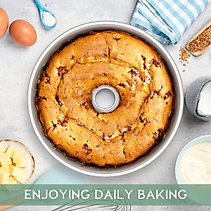 TeamFar 10inch Angel Food Cake Pan, Stainless Steel Cake Pan with Tube, Healthy & Non-toxic, Durable & One-Piece, Mirror Finish & Dishwasher Safe