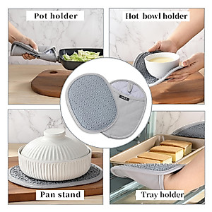 2PCS Silicone Pot Holders, OLULU Heat Resistant Hot Pads with Pockets, Non Slip Pot Holders for Kitchen, Baking and Cooking (9.8 * 7.5 inches, Grey)